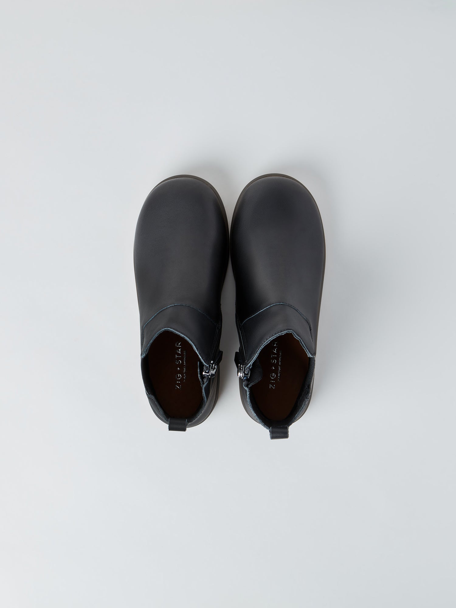 Rockit Junior Kids' School Boot Black with Black Sole – Zig and Star